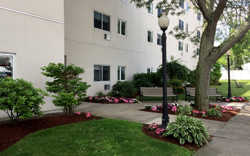 Chestnut Gardens | Preservation of Affordable Housing - Chicago